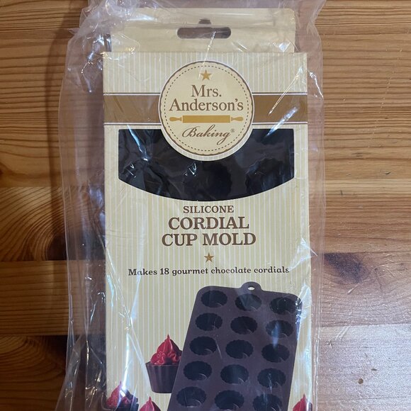 Kitchen | Mrs Andersons Baking Chocolate Form Cordials Europeangrade ...